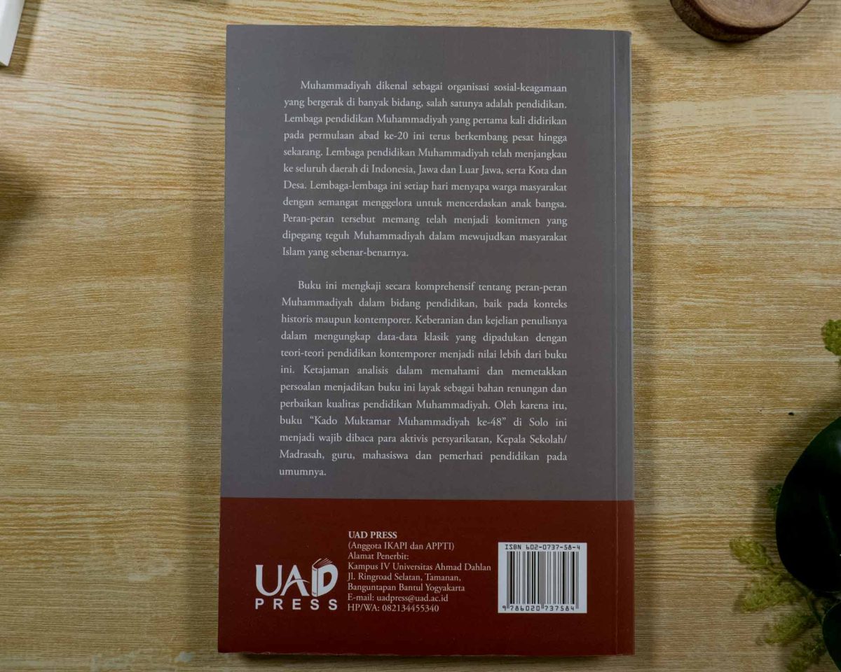 Buku Muhammadiyah Mencerdaskan Anak Bangsa